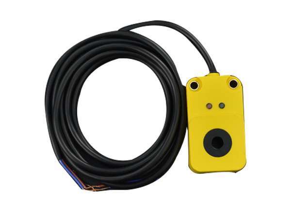 Ring Inductive Proximity Sensor (8mm diameter) - DFRobot | Mouser